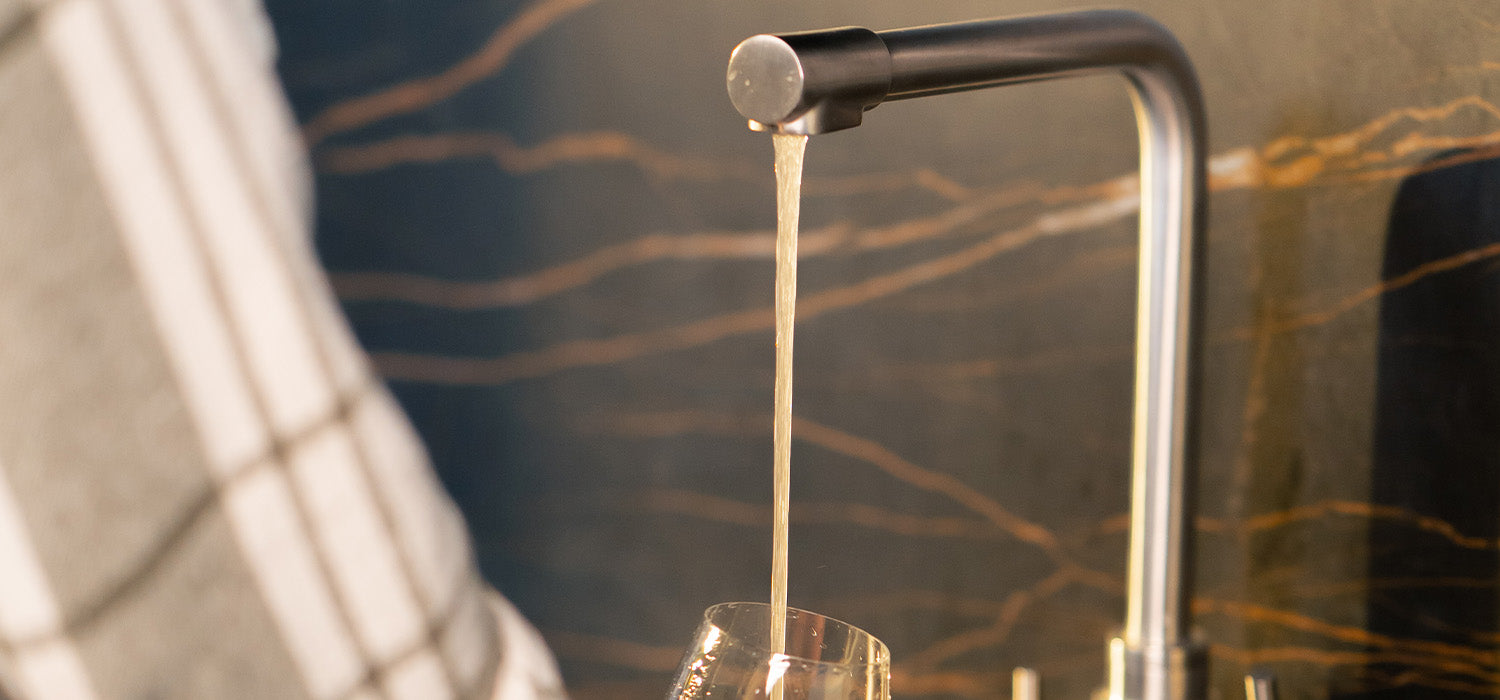 Understanding the Differences: Mixer Taps vs. Monobloc Taps | Tapron ...